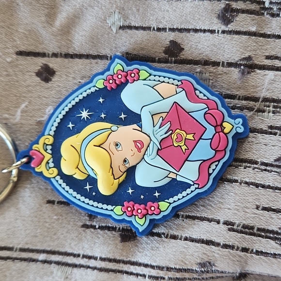 Disney | Accessories | Cinderella Keychain | Poshmark
